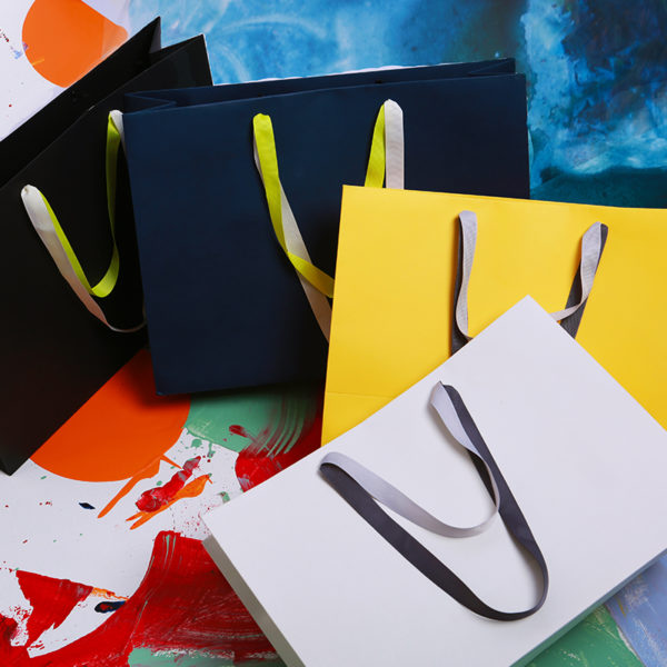 Large paper shopping bag with ribbon